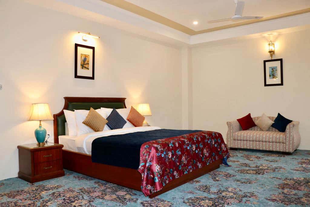 Luxury Suites at the Best Resort in Kaziranga – Royale de Casa